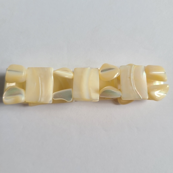 Jewelry | Cream Shell Elastic Band Bracelet Summer Vacation Beach Pool ...